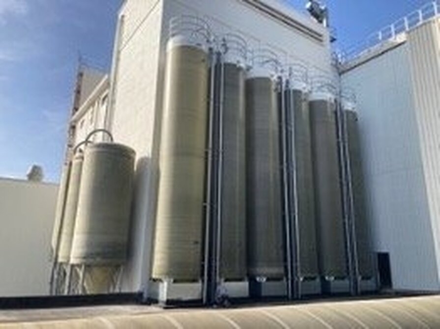 Storage tank for additives and premix animal feed | M.I.P.